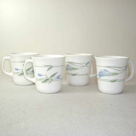 Corningware | Dining | Corning Usa Blue Wreath Coffee Tea Cups Lot Of 4 ...